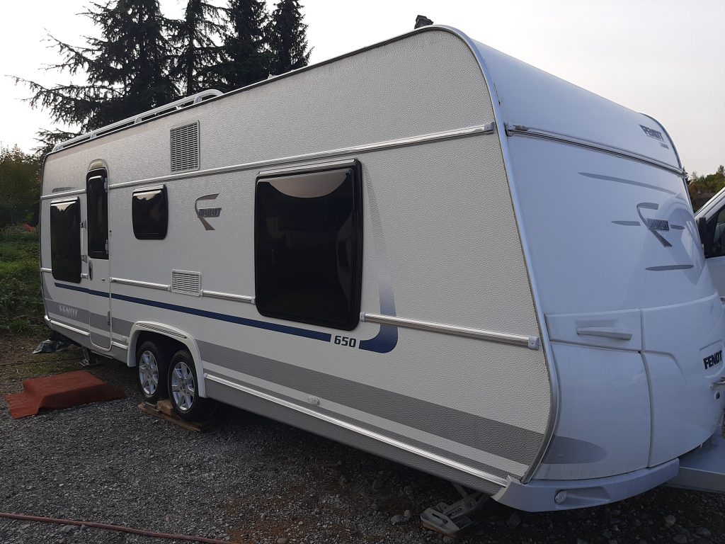 FENDT DIAMANT 6.50m 4 couchages - Caravane occasion